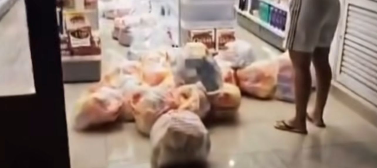 Rapper Orochi “Zera” estoque de farmácia e enche caminhões com ...