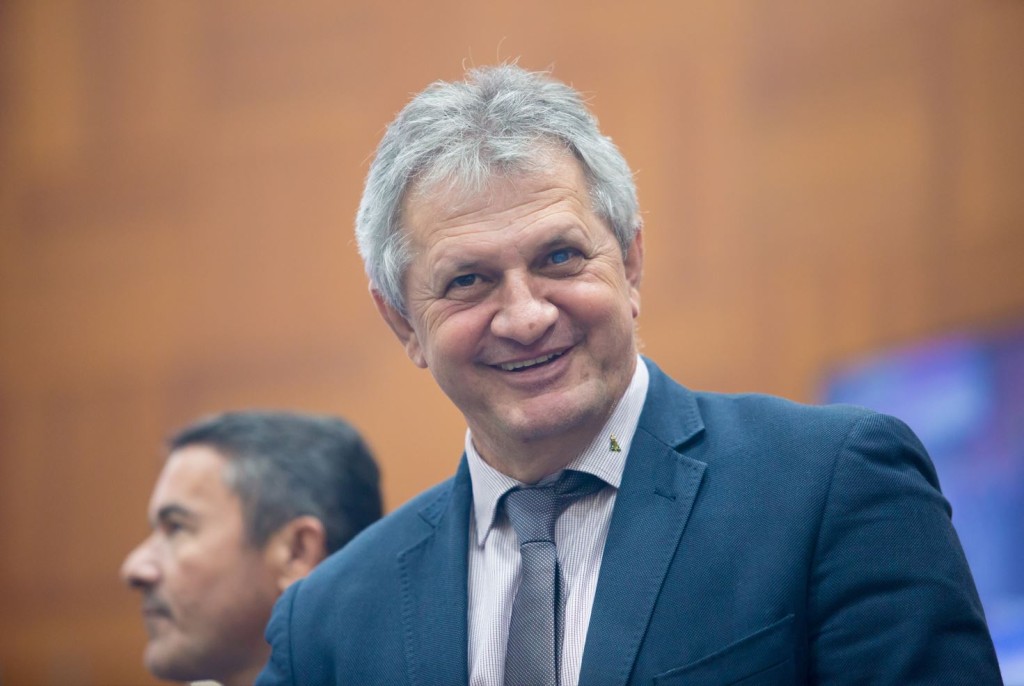 Dilmar Dal Bosco entra na disputa pela primeira secretaria da ALMT ...