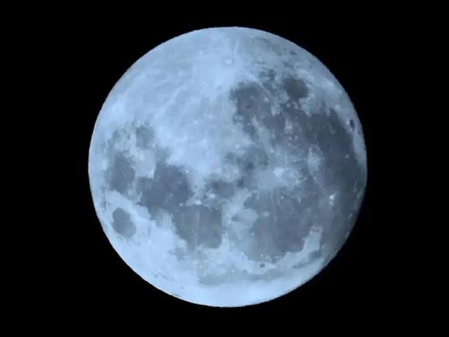 Superlua Azul impressiona moradores com espetáculo raro em Cuiabá ...